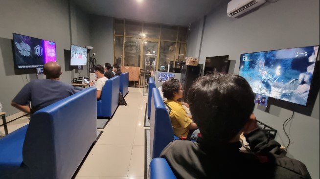 Top 13+ Rekomendasi Warnet Gaming Cafe di Jakarta dengan PC Spek Dewa ...