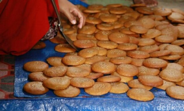 Top 10+ Rekomendasi Kue Khas Daerah Sulawesi Yang Unik dan Menggoda ...