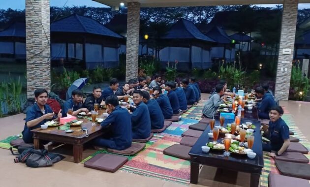 Top 10+ Rekomendasi Tempat Makan di Cikarang Yang Kekinian dan Adakah ...