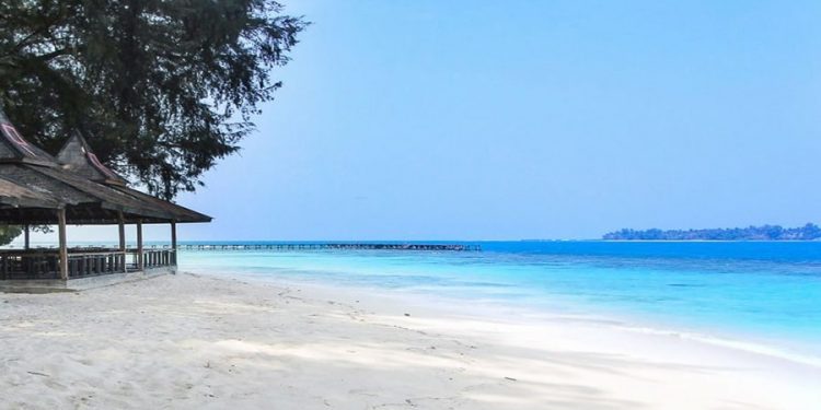 Top 16+ Pantai di Dekat Bandung Terhits & Terbaik yg Instagramable ...