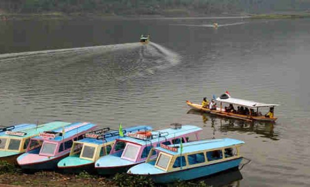 Top 5+ Daftar Pilihan Lokasi Wisata Danau di Daerah Malang Yang Sangat ...