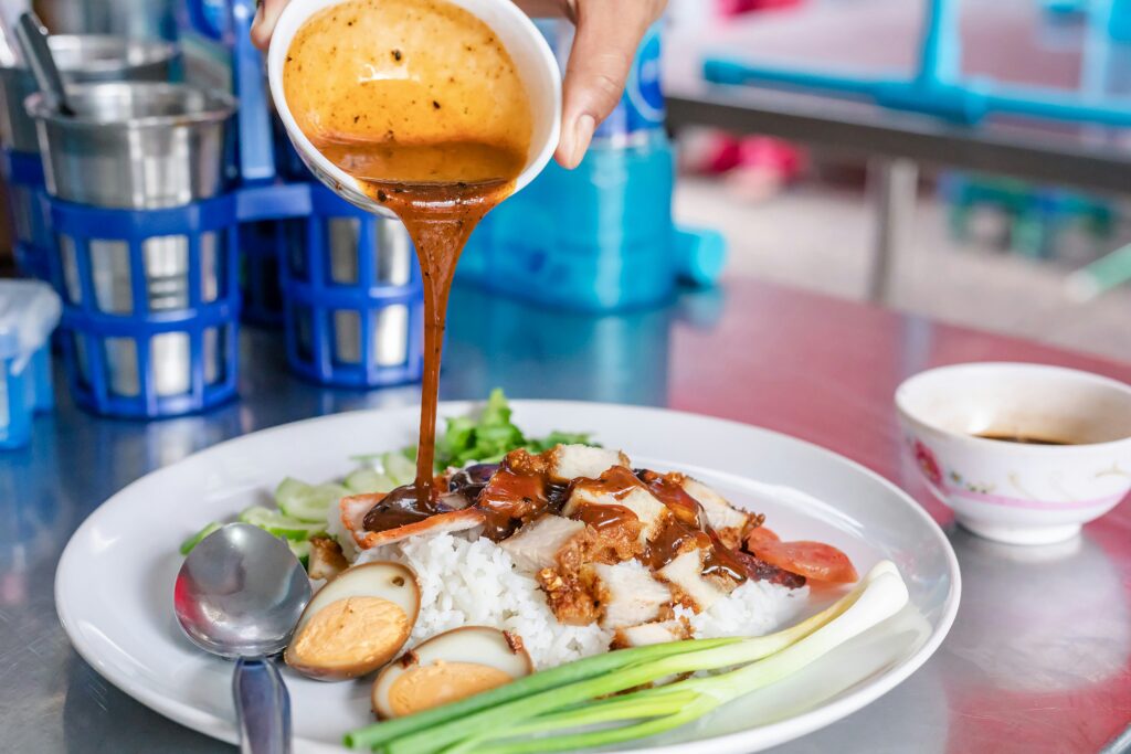 Apa Itu Gravy? Ini Penjelasan dan 5 Perbedaannya dengan Saus - AlongWalker