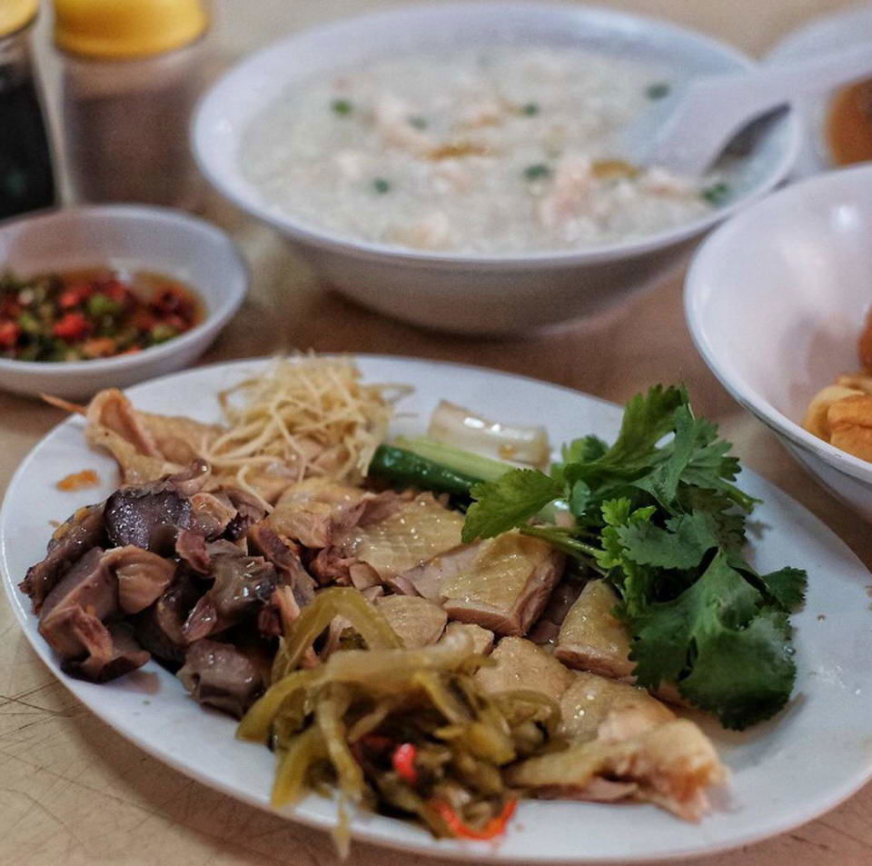 Inilah 7 Restoran di Mangga Besar Yang Paling Legendaris - AlongWalker