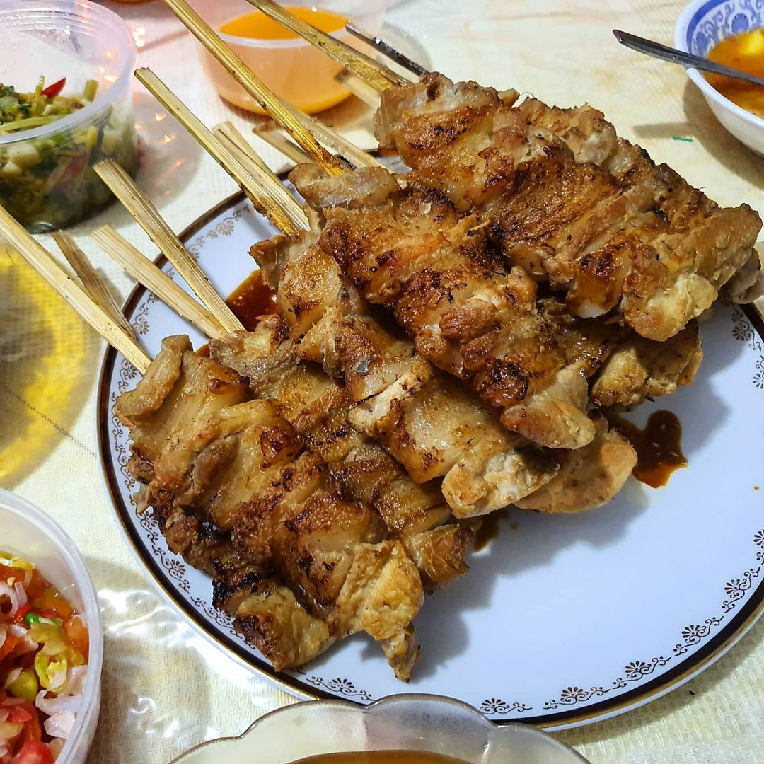 Jenis-Jenis Sate Khas Indonesia. Mana Favorit Kalian? - AlongWalker