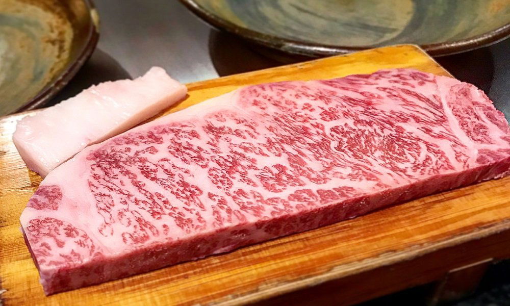 Perbedaan Daging Kobe dan Wagyu - AlongWalker