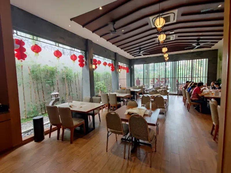 Rekomendasi 15 Restoran di Jakarta Barat Wajib Mampir! - AlongWalker