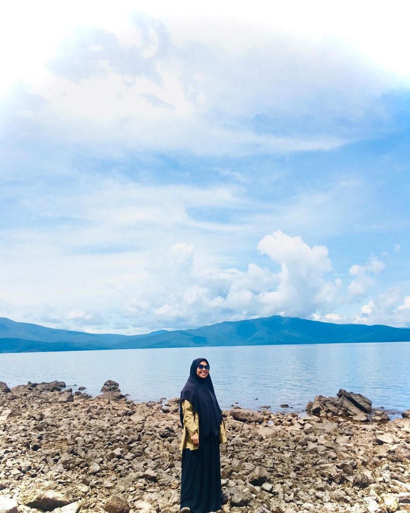 Review, Lokasi, Dan Harga Tiket Masuk Danau Towuti - AlongWalker