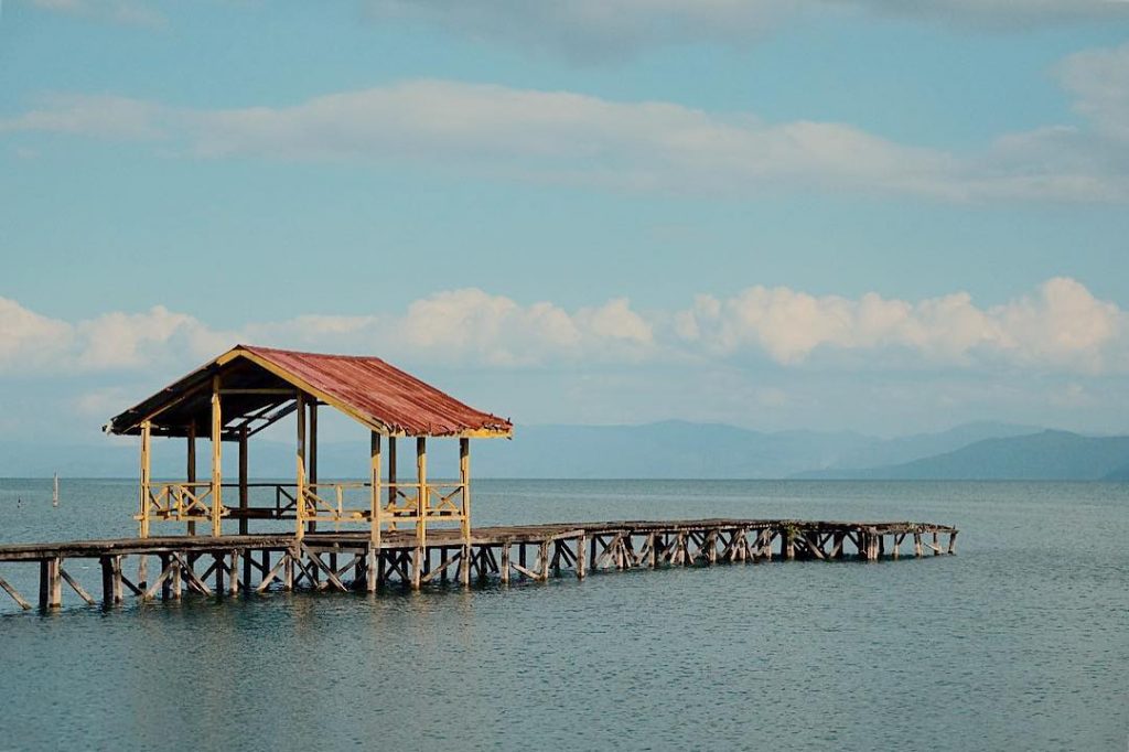 Review, Lokasi, Dan Harga Tiket Masuk Danau Towuti - AlongWalker