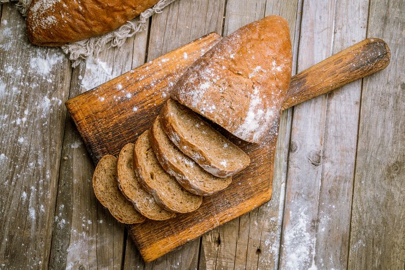 Roti Artisan Lebih Kaya Nutrisi Dibanding Roti Buatan Pabrik - AlongWalker