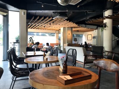 Top 10+ Cafe di Blok M yang Cocok untuk Nongkrong dan WFC - AlongWalker