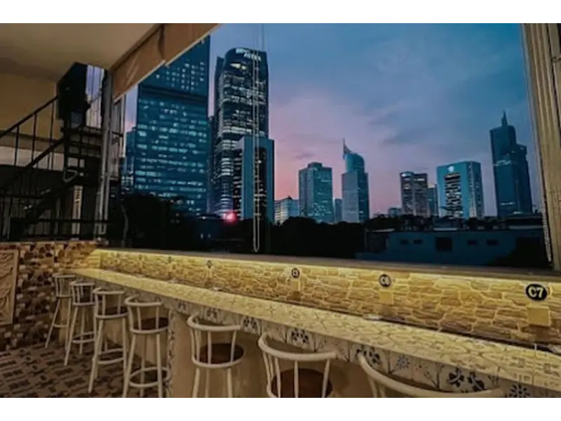 Top 10+ Cafe di Setiabudi yang Hits dan Cozy untuk Nongkrong - AlongWalker