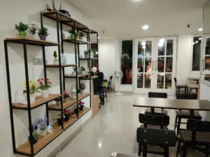 Top 10+ Cafe di Sunter yang Nyaman untuk Santai Sejenak - AlongWalker
