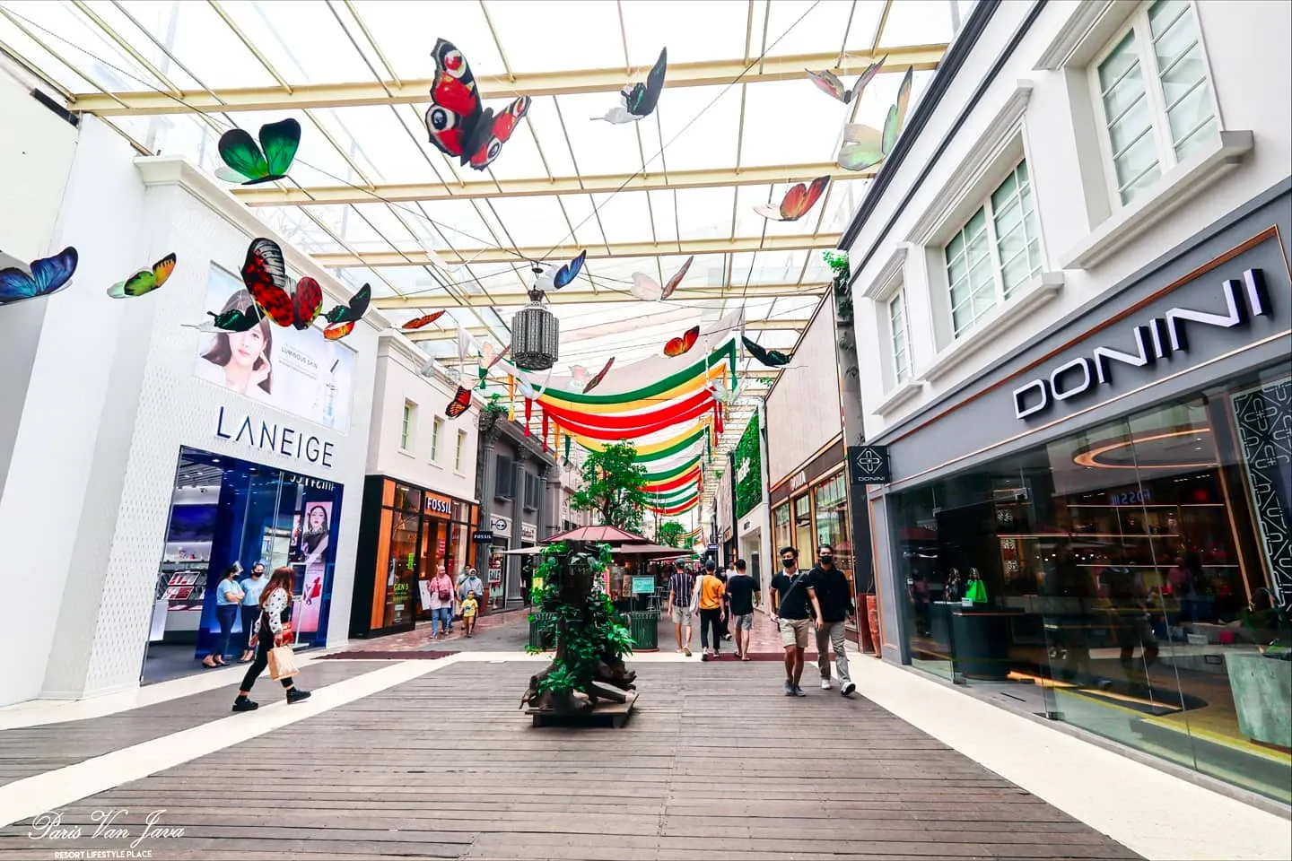 Top 10+ Mall Terbesar di Bandung buat Jalan-Jalan Santai - AlongWalker