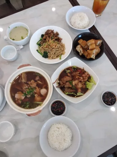Top 11+ Restoran Chinese Food PIK Terbaik, Wajib Masuk List - AlongWalker