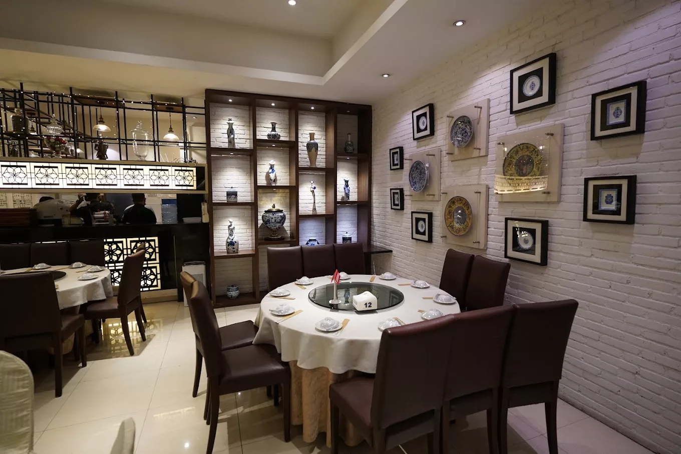 Top 11+ Tempat Makan Chinese Food di Surabaya yang Mantap Pol - AlongWalker