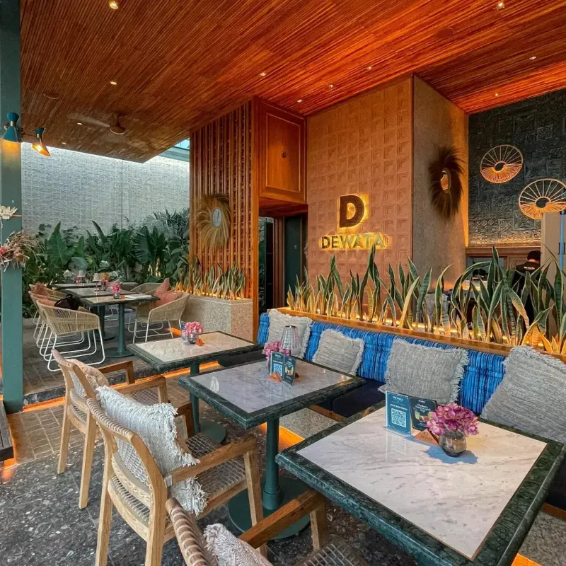 Top 15+ Restoran di Bali yang Dikenal Nikmat dan Populer - AlongWalker