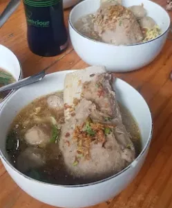 Top 5+ Bakso Kemang yang Enak dan Bikin Ketagihan - AlongWalker