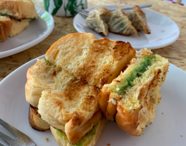 Top 5+ Rekomendasi Roti Bakar Bogor, Cocok buat Ngemil atau Sarapan ...