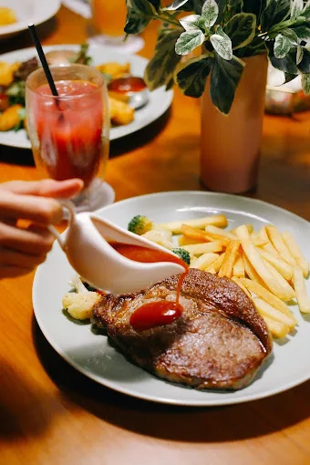 Top 5+ Restoran Fine Dining BSD yang Mewah dan Menarik - AlongWalker