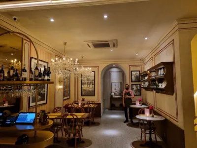 Top 5+ Restoran Fine Dining PIK yang Mewah Banget - AlongWalker