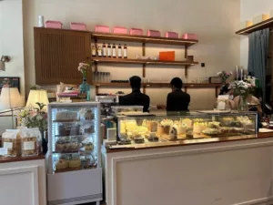 Top 5+ Toko Kue di PIK, Semuanya Cozy dan Instagramable! - AlongWalker