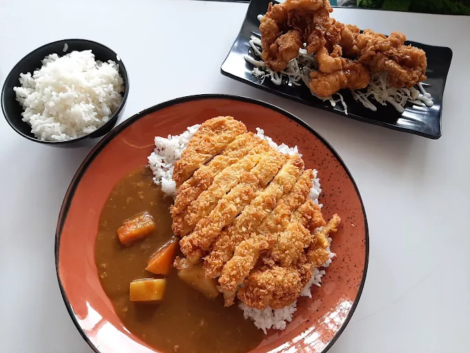 Top 6+ Restoran di Malioboro yang Wajib Dikunjungi Wisatawan - AlongWalker