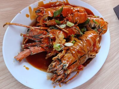 Top 6+ Tempat Makan Seafood di Muara Angke, Dijamin Fresh! - AlongWalker