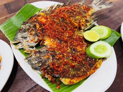 Top 6+ Tempat Makan Seafood di Muara Angke, Dijamin Fresh! - AlongWalker