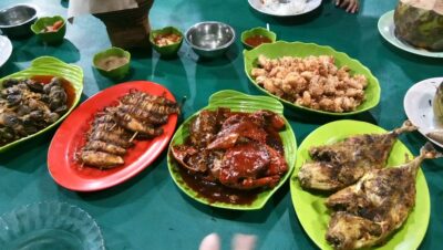 Top 6+ Tempat Makan Seafood di Muara Angke, Dijamin Fresh! - AlongWalker