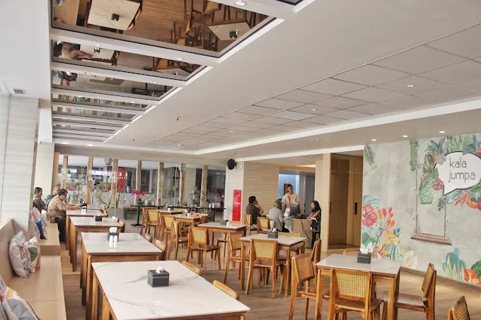 Top 7+ Cafe di Malioboro Asyik Buat Nongkrong Saat Liburan - AlongWalker