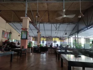 Top 8+ Restoran di Solo Baru yang Hits dan Kekinian - AlongWalker