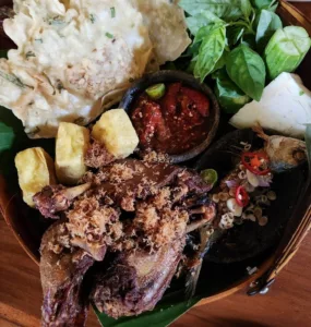 Top 9+ Kuliner Garut Paling Terkenal dan Wajib Dikunjungi - AlongWalker